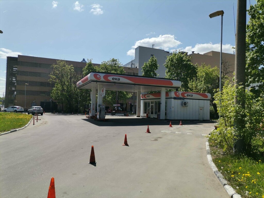 Benzin istasyonu Lukoil, Moskova, foto