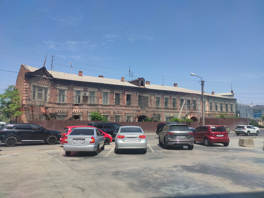 Turistik yerler Дом с лавками, Astrahan, foto