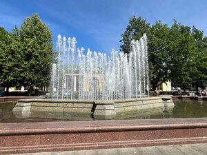 Музыкальный фонтан (St. Petersburg, Kronshtadt, Andreyevskiy Garden), çeşme  Kronstadt'tan