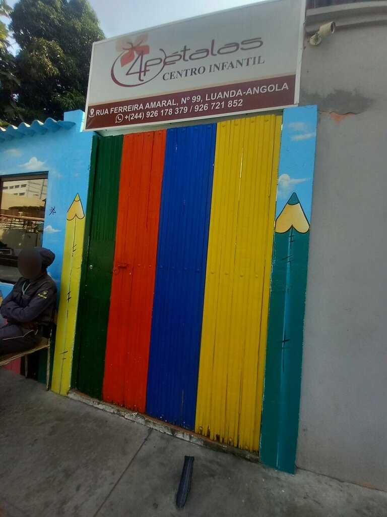 Anaokulları 4 Petalas, Loanda, foto