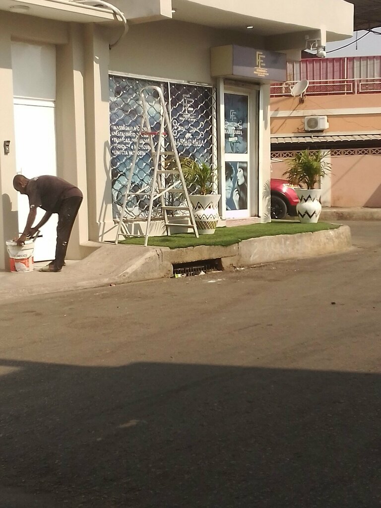 Uzman hizmetleri Ff, Loanda, foto