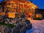 Hayrapetyan's Garden (Tychyna Street No:300, Yerevan), resort oteller, tesisler  Erivan'dan