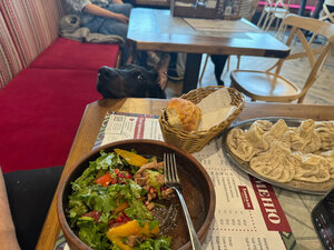 Starik Khinkalych (Dzerzhinskogo Street No:2, Ivanovo), kafe  İvanovo'dan