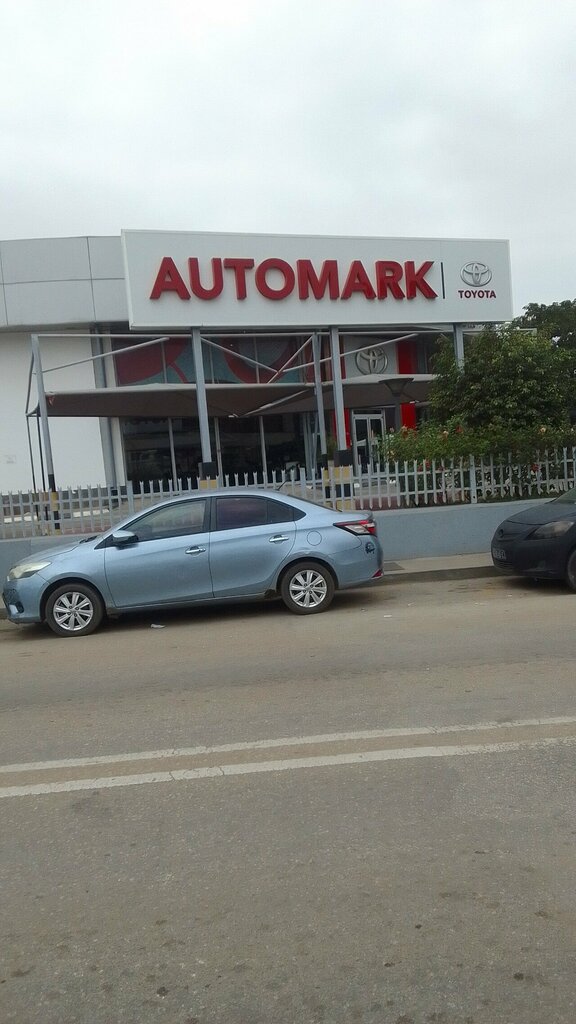 Otomobil satış galerileri Automark, Loanda, foto