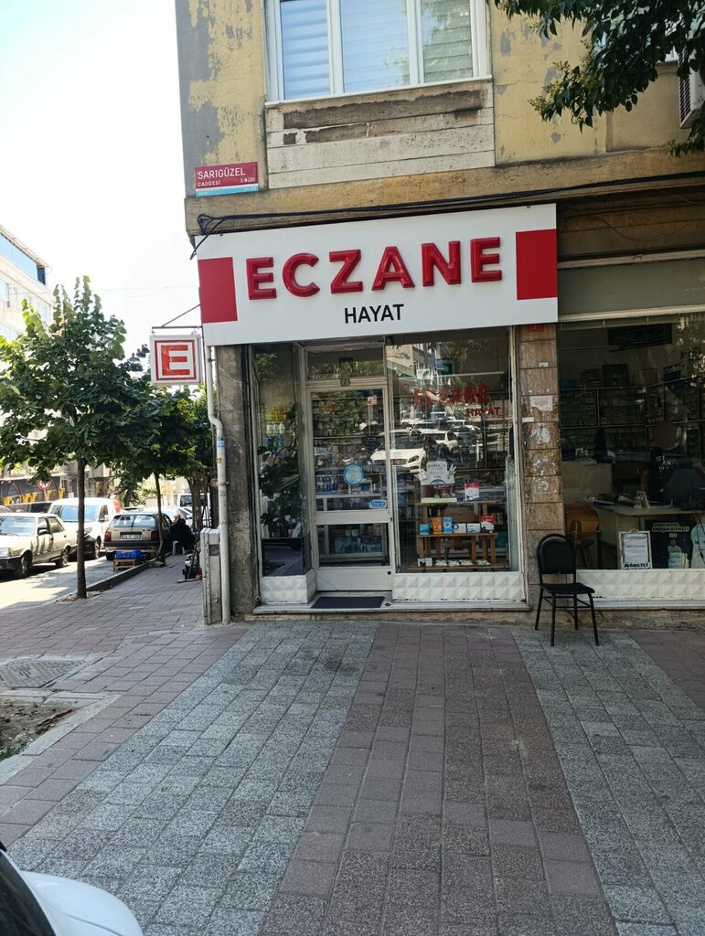 Eczaneler Hayat Eczanesi, İstanbul, foto