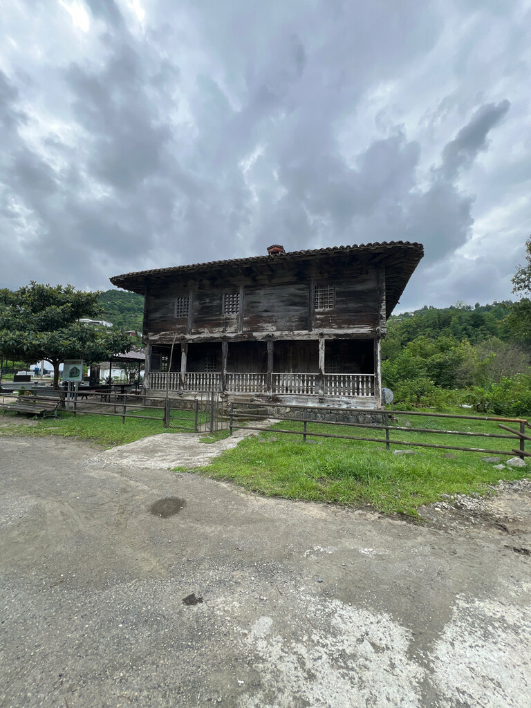 Cami Квирике, , foto