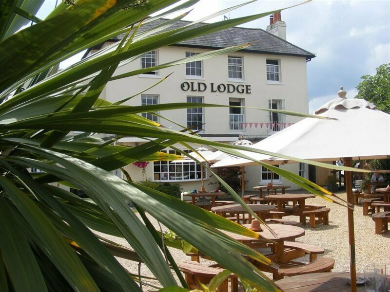 Otel Oyo The Old Lodge, Gosport, foto