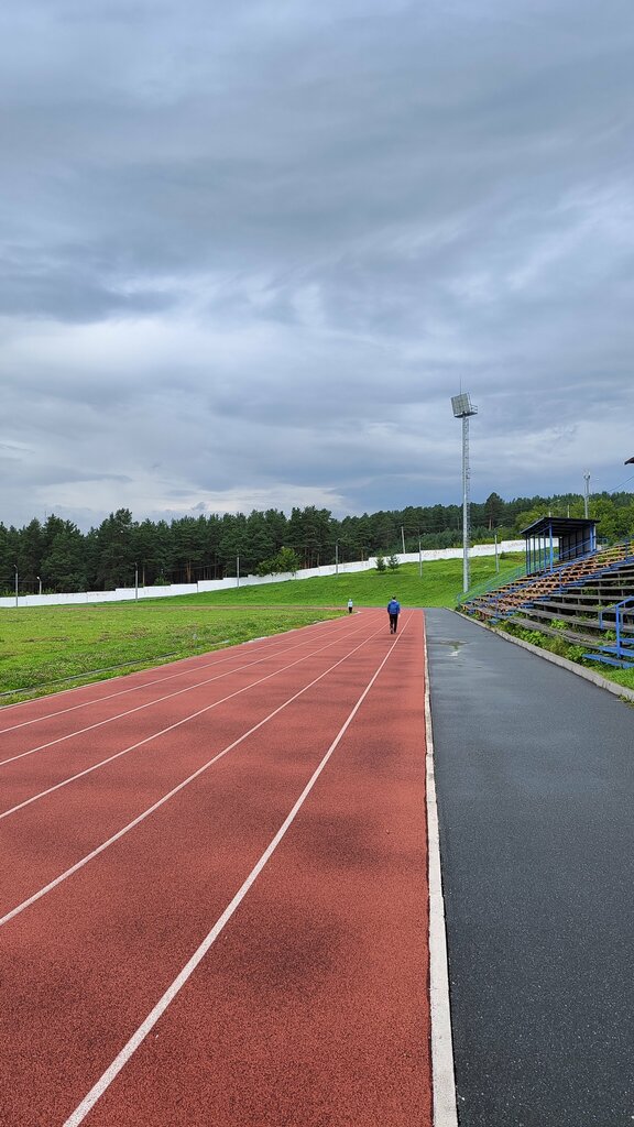 Stadyum Муниципальное автономное учреждение Стадион Металлург, школа спортивного резерва, Beloretsk, foto
