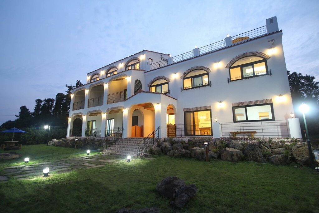 Otel Nomad Pension in Jeju, Seogwipo, foto