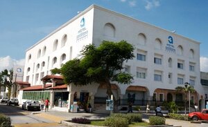 Hotel Antillano (Quintana Roo, Cancun, Avenida Tulúm), otel  Cancun'dan