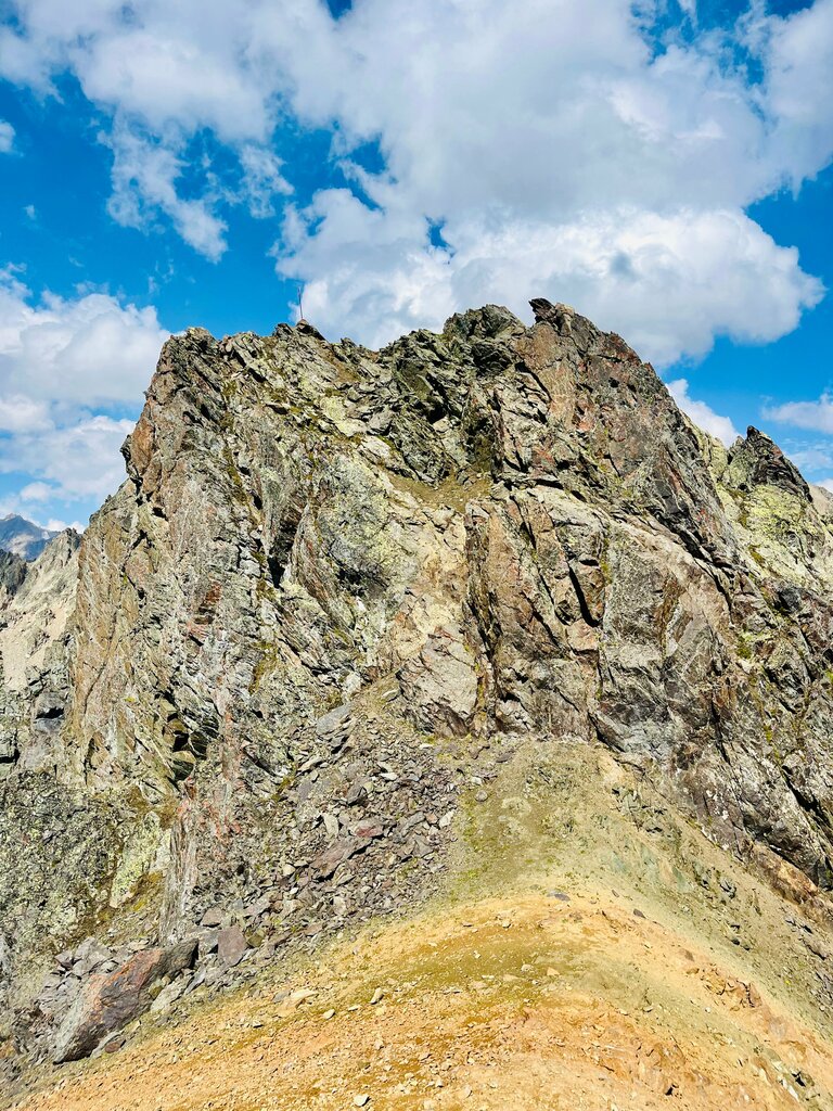 Dağ zirvesi Гора Итколбаши 3531 метр, Kabardino‑Balkarya, foto