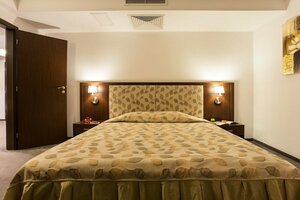 Earth and People SPA Hotel Sofia (Sofia, Sofia Ring Road, 27), otel  Sofya'dan