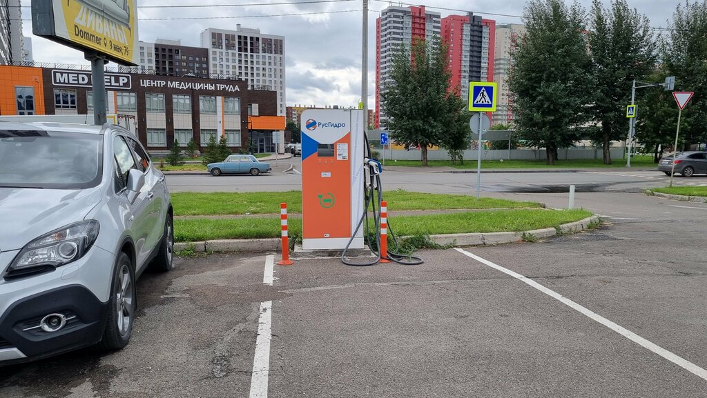 Elektrikli oto şarj istasyonları РусГидро, Krasnoyarsk, foto