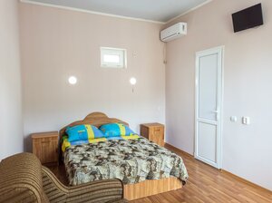 Hotel Liner (Vinogradnaya ulitsa No:7, posyolok Kuchugury), otel  Krasnodarski krayından