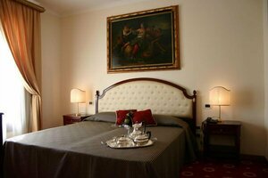 Grand Hotel Palace (Lungomare Mediterraneo No:57, Marsala), otel  Marsala'dan