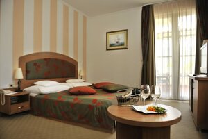Hunguest Hotel Sun Resort (Herceg Novi Municipality, Herceg Novi), otel  Herceg Novi'den