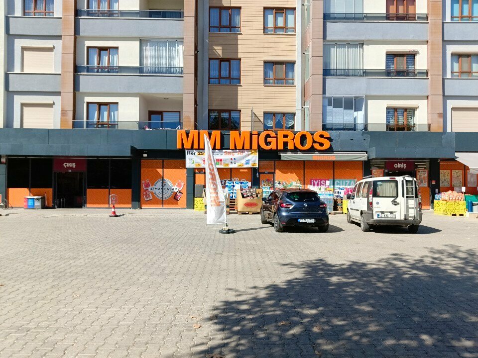 Süpermarket Migros, Konya, foto