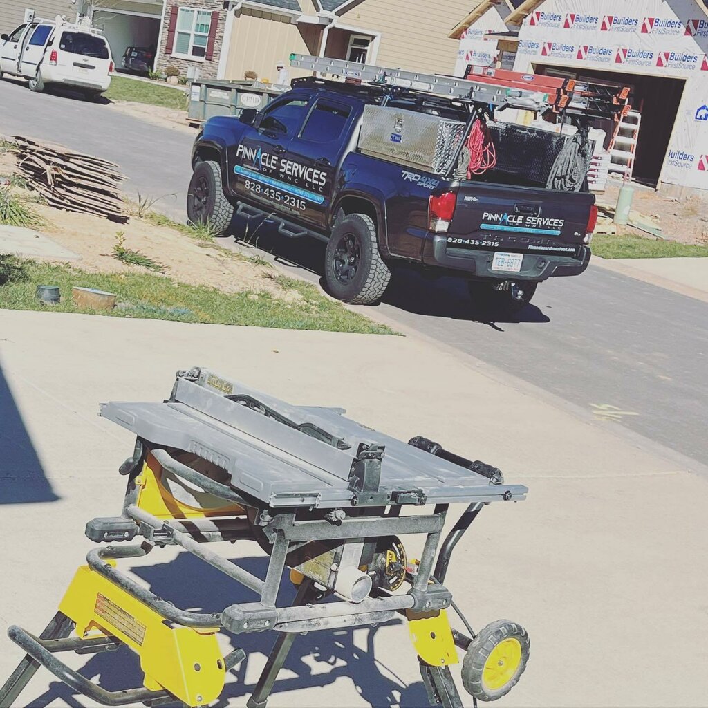 Isıtma sistemleri ve ekipmanları Pinnacle Services of Wnc LLC, Hendersonville, foto