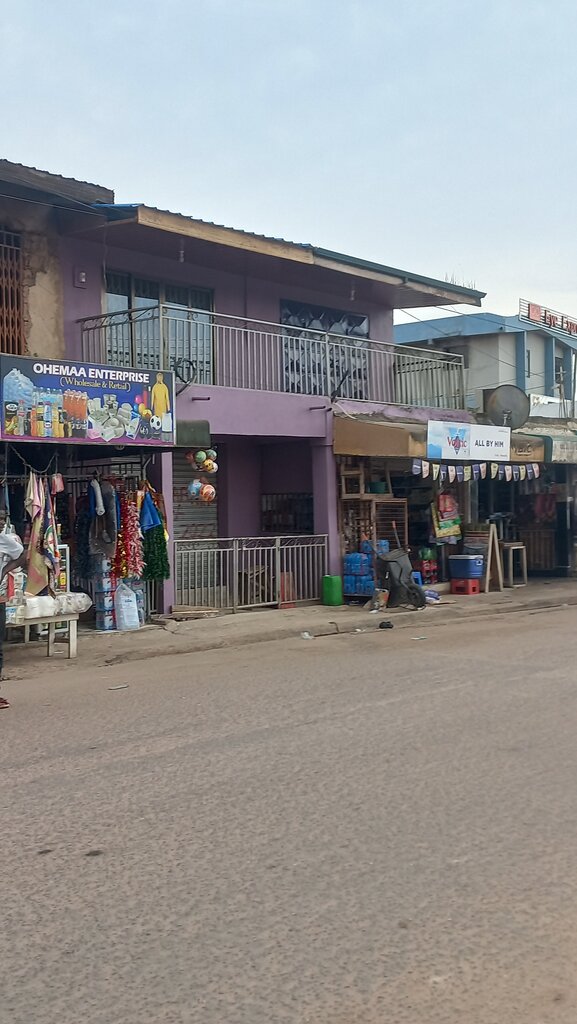 Mini-market Ohemaa Enterprise, Akra, foto