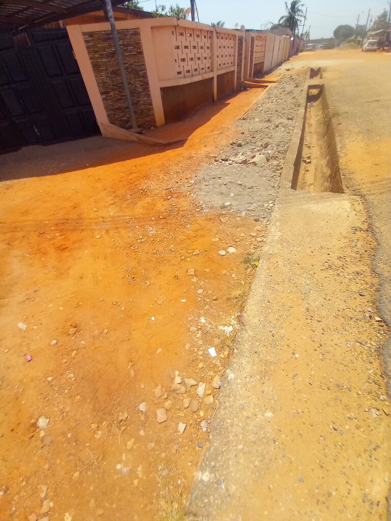 Dini dernekler Royal Gate Internatonal Ministry, Akra, foto