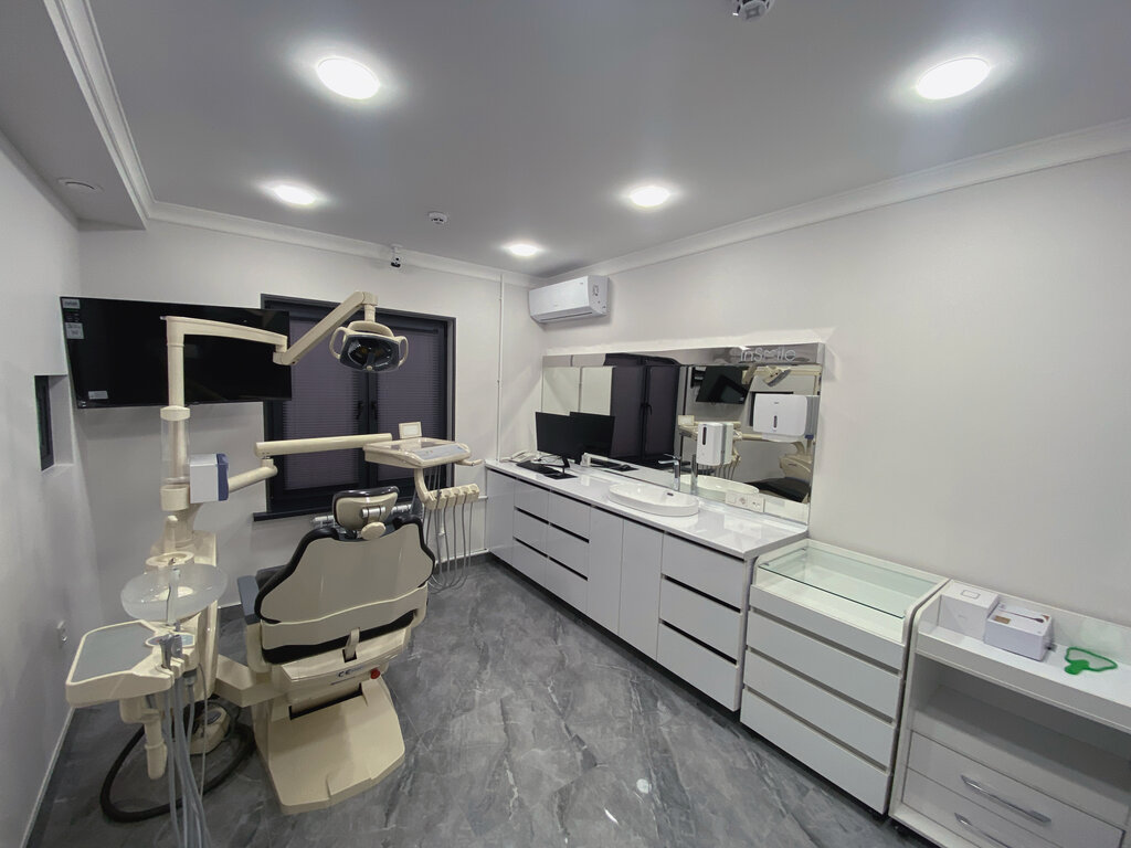 Özel ağız ve diş sağlığı klinikleri ve muayenehaneleri InSmile family dental clinic, Taşkent, foto