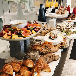 Fifty Seven Restaurant (W35, Abu Dhabi), kafe  Abu Dabi'den