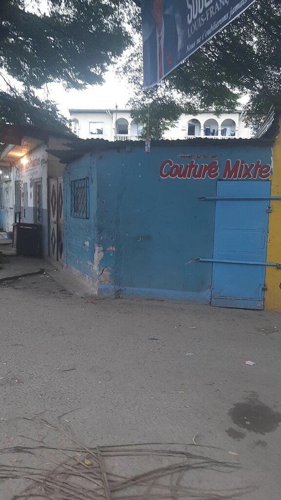 Terziler Couture mixte, Brazzaville, foto