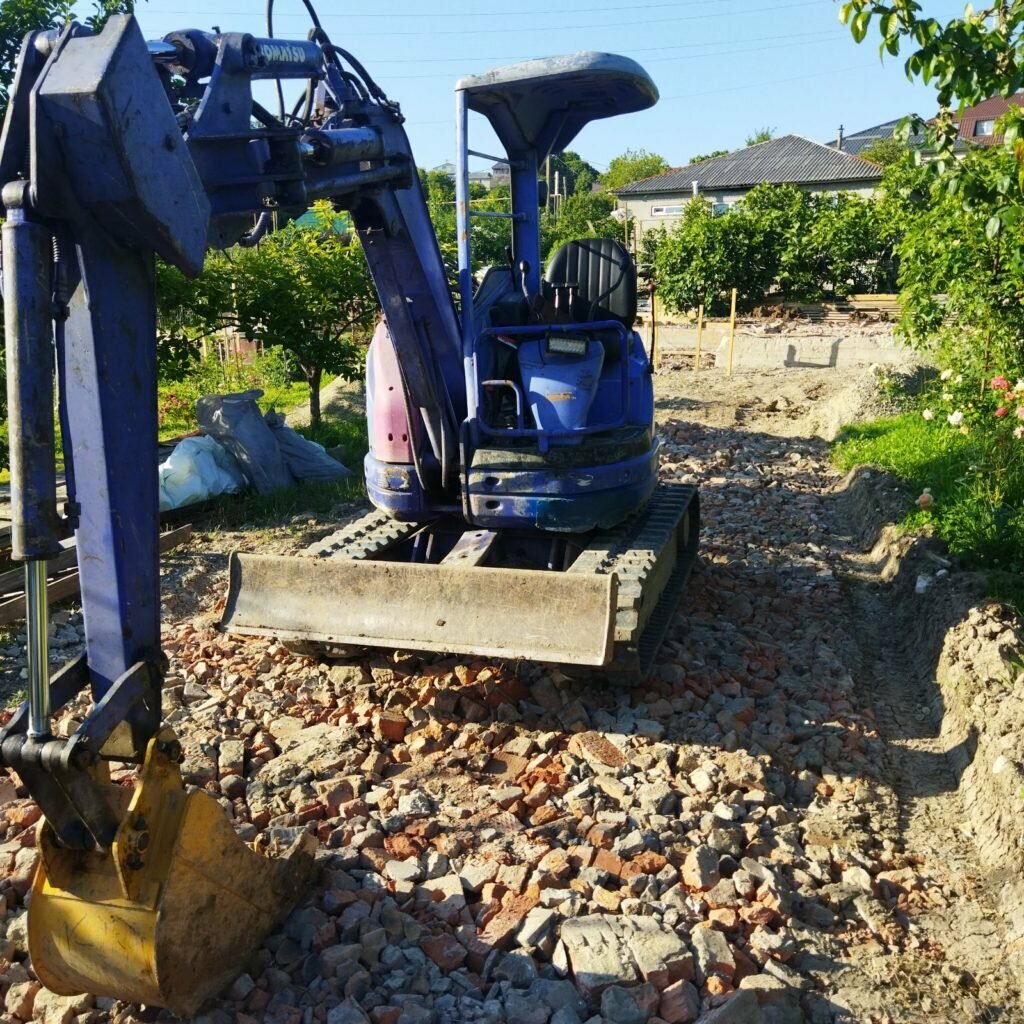 i̇nşaat ekipmanı kiralama Ip Vlasov Roman, Soçi, foto