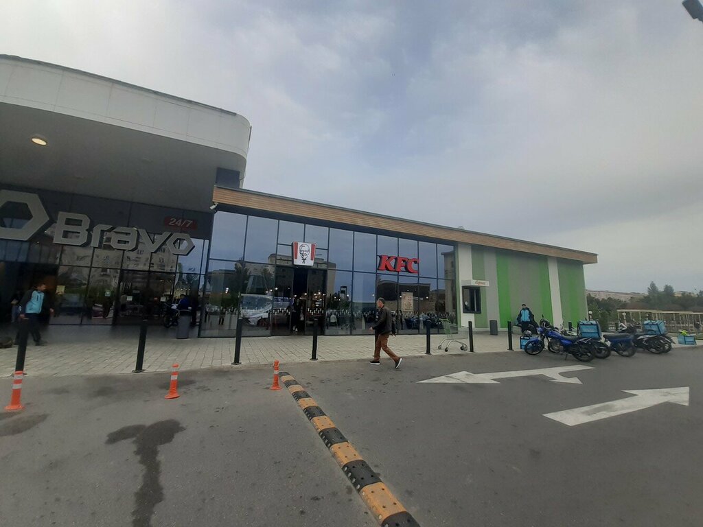 Fast food KFC, Sumgayıt, foto