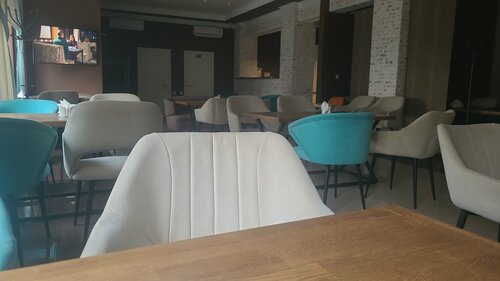 Kafe Gold Niva, Tambovskaya oblastı, foto