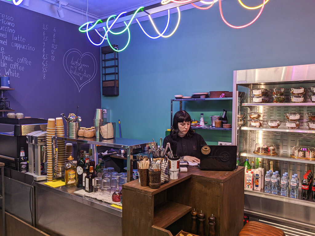 Kafe Modi Cafe & Bar, Tiflis, foto