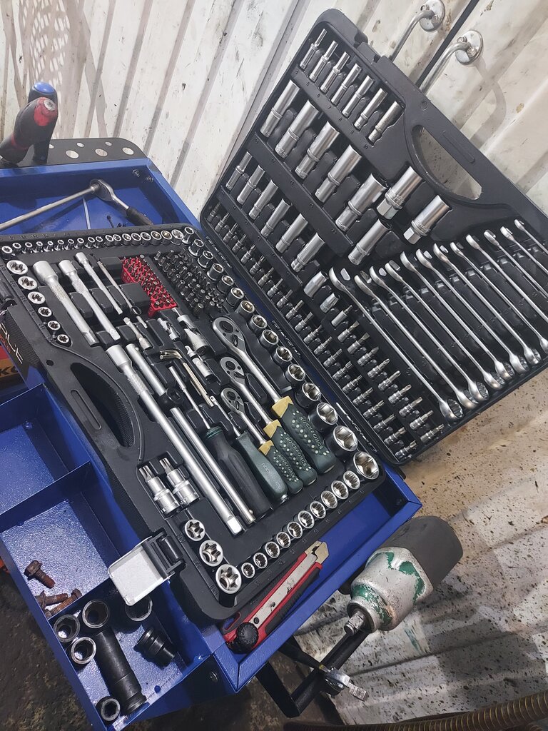 Otomobil servisi Автосервис, Krasnodarski krayı, foto