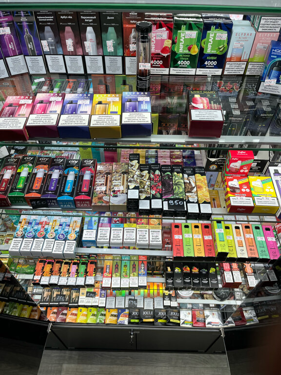 Tütün, sigara mağazaları Supreme tobacco, Moskova, foto