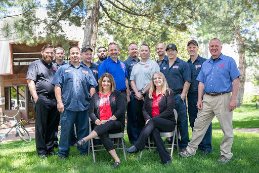 Express yağ değişim noktası Lake Arbor Automotive & Truck, Broomfield, foto