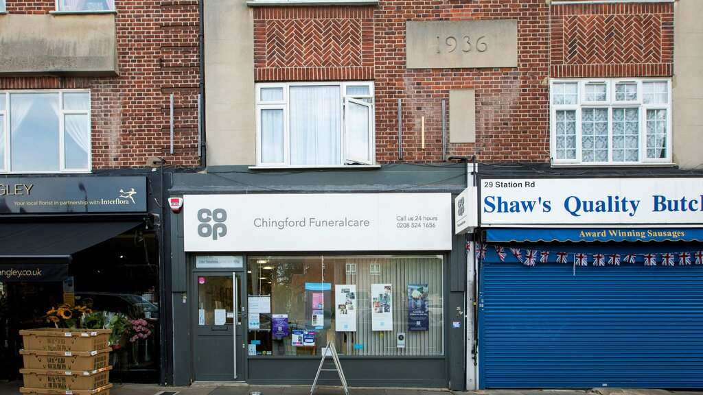 Cenaze hizmetleri Chingford Funeralcare, Londra, foto
