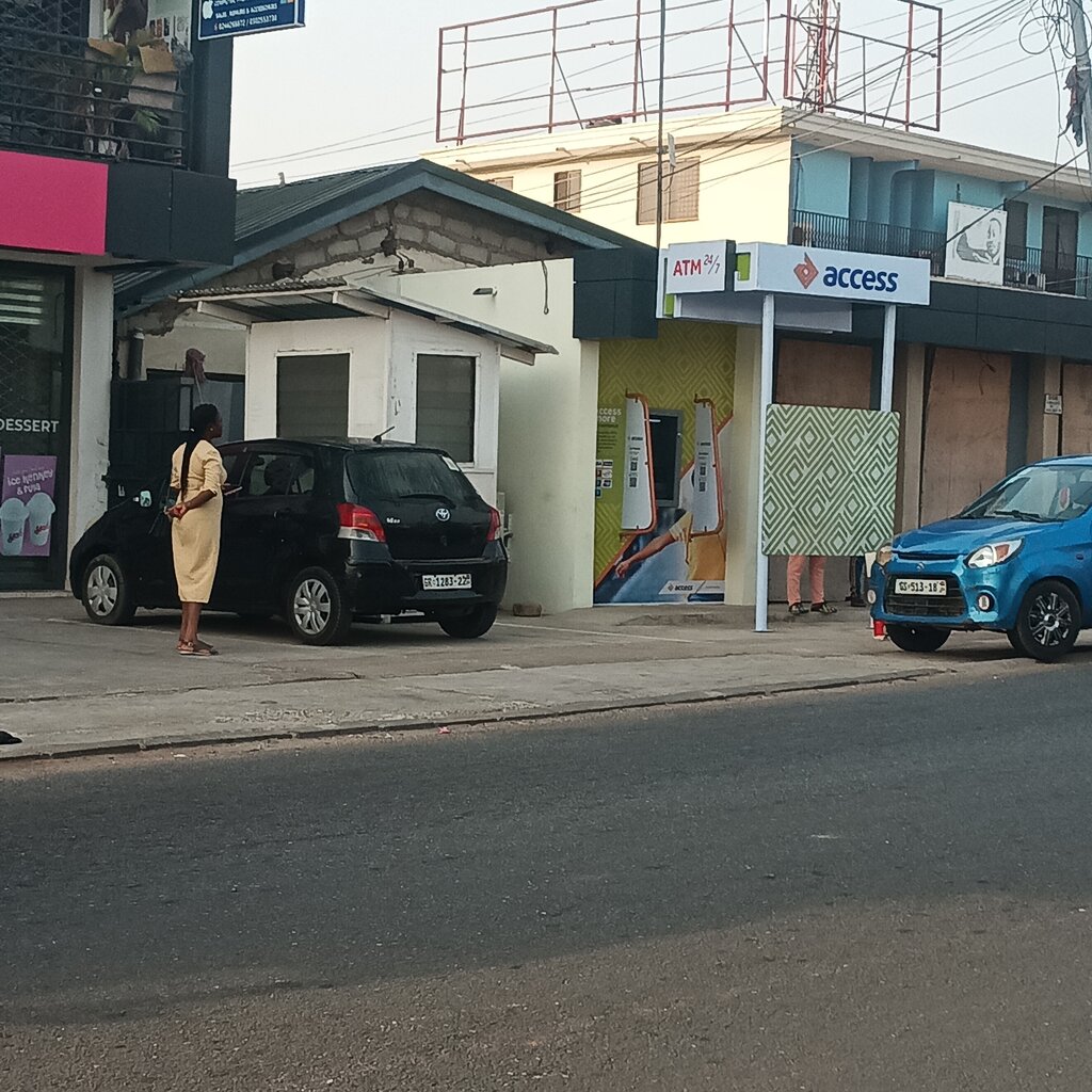 ATM'ler Access ATM, Akra, foto