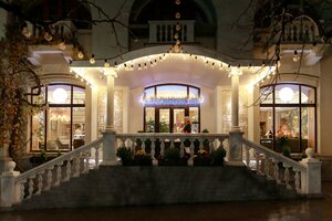 Katerininskaya (Большая Морская улица No:43), kafe  Sevastopol'dan