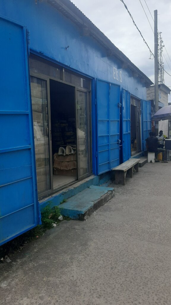Yapı mağazası Ets S, Brazzaville, foto