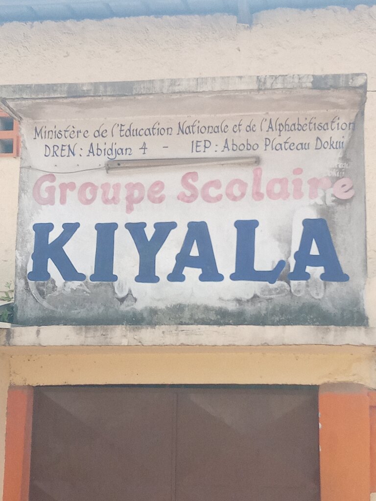 Ortaokul Groupe Scolaire Kiyala, Abican, foto