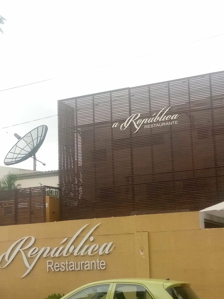 Restoran Restaurante À República, Loanda, foto
