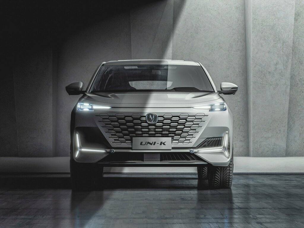 Otomobil satış galerileri Changan Center, Niagan, foto