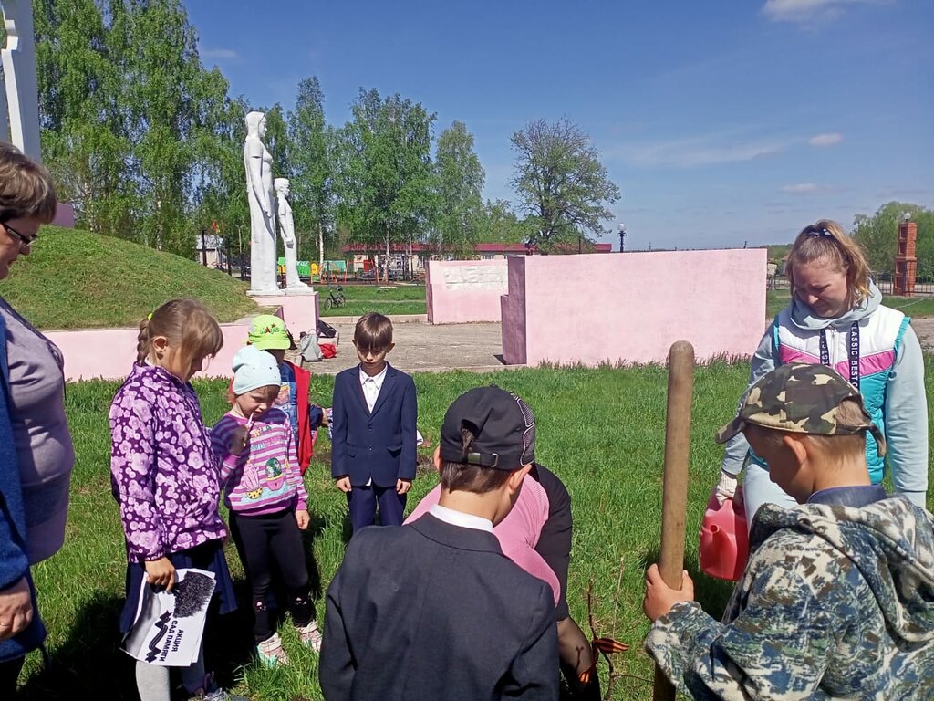 Anıt, heykel Советский солдат, Penzenskaya oblastı, foto