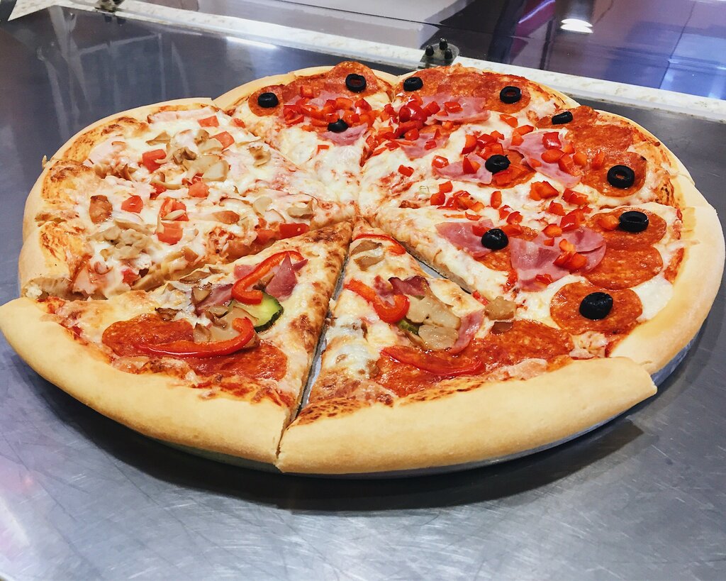 Fast food Manhattan-pizza, Barnaul, foto