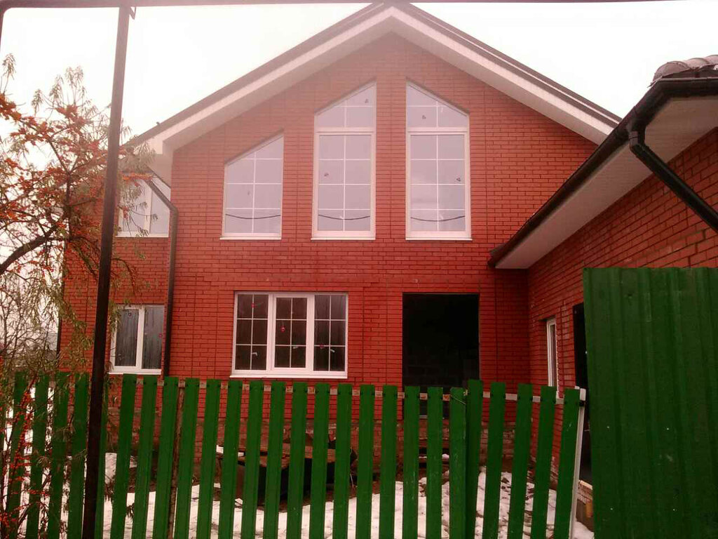 Pencere üretim, satış ve montaj firmaları Okoshkin dom, Samara, foto