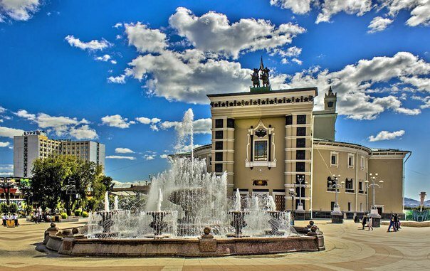 Emlak ofisi Zhilye posutochno, Ulan‑Ude, foto