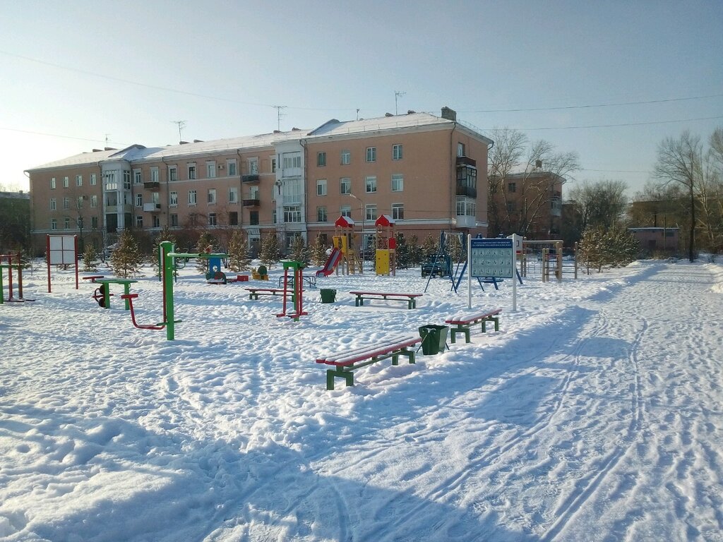Oyun alanı Детския площадка, Omsk, foto