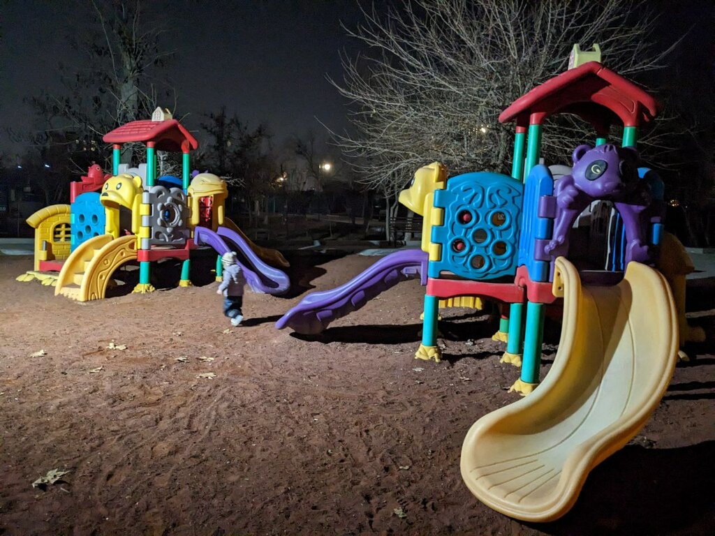 Oyun alanı Playground, Erivan, foto