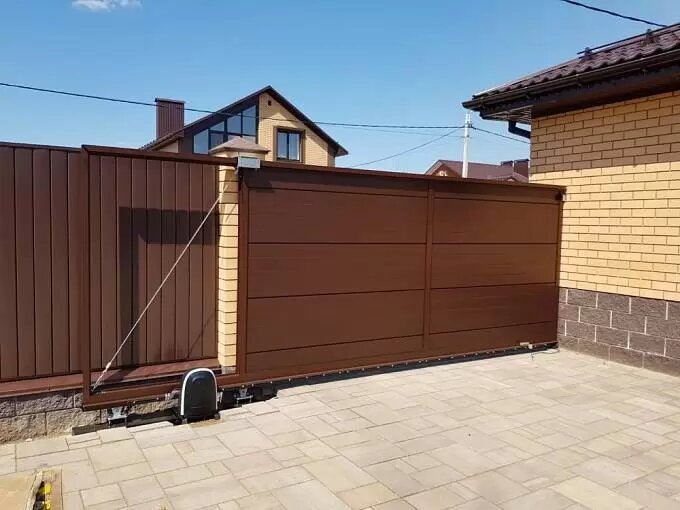 Çitler, parmaklıklar VorotaBeri, Meleuz, foto