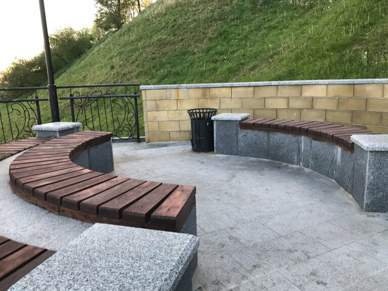 Bank Bench, Moguilev, foto