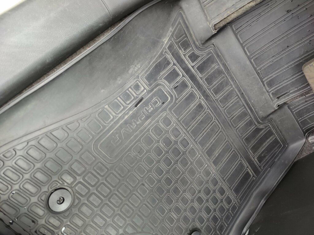 Oto yıkama Avtomoyka u Garika, Muravlenko, foto